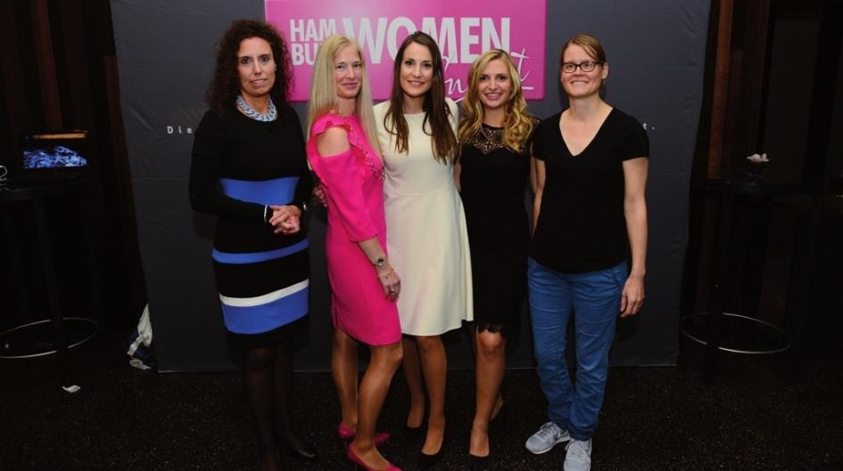 Frauen diskutieren über Digitaltrends - Kloenschnack